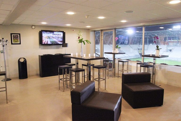 Loges - Stade des Alpes